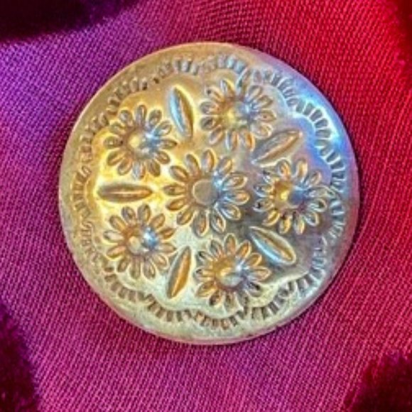 V.W. Gesch | Bags | Vintage Ges V W Gesch Silver Floral Garment Button ...